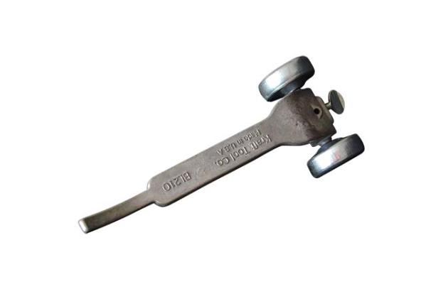 SKATE WHEEL JOINT RAKER | A G Pulie